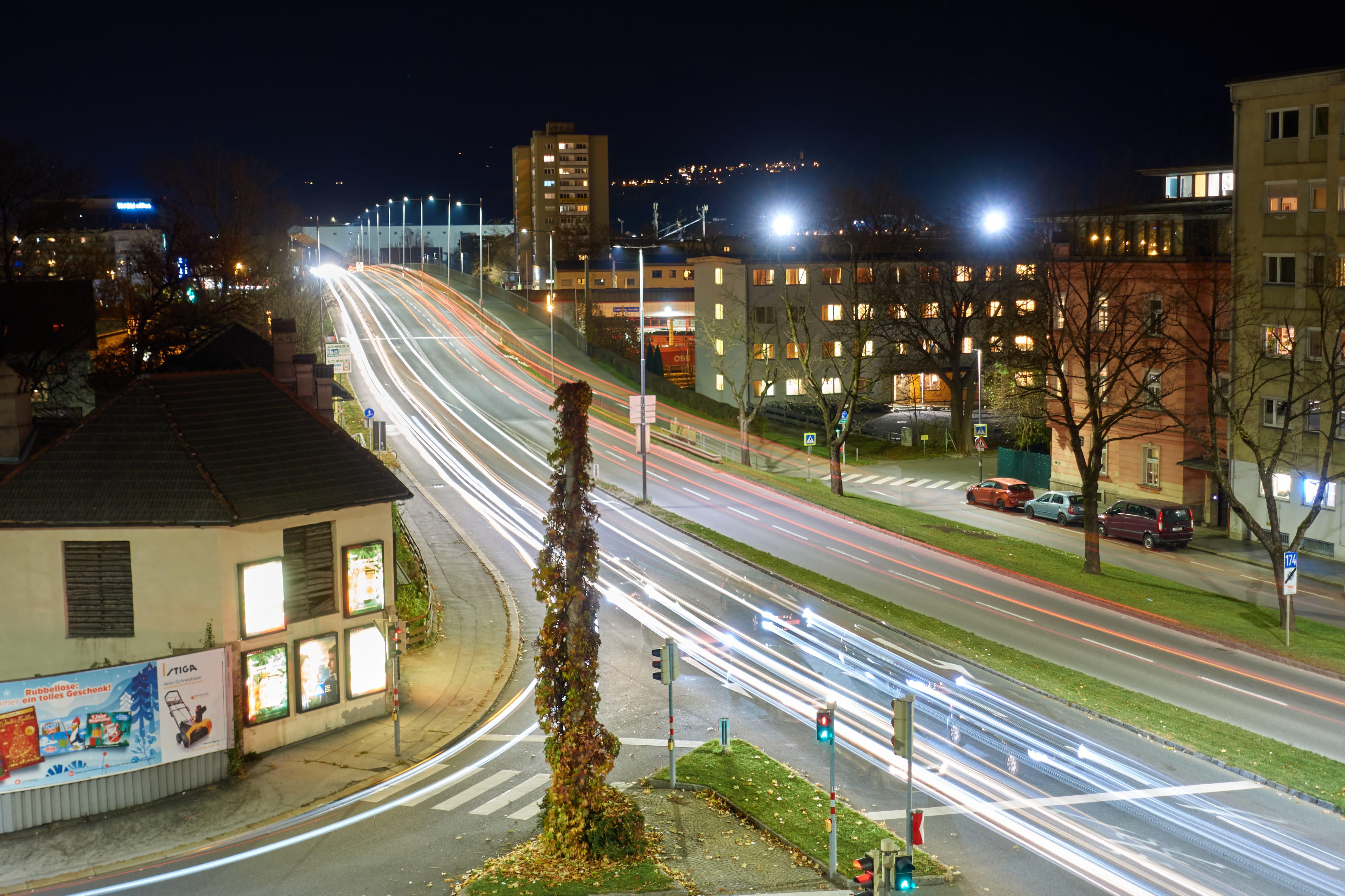 Long time exposure of cars passing a bridge [OC][4898x3265] | Scrolller