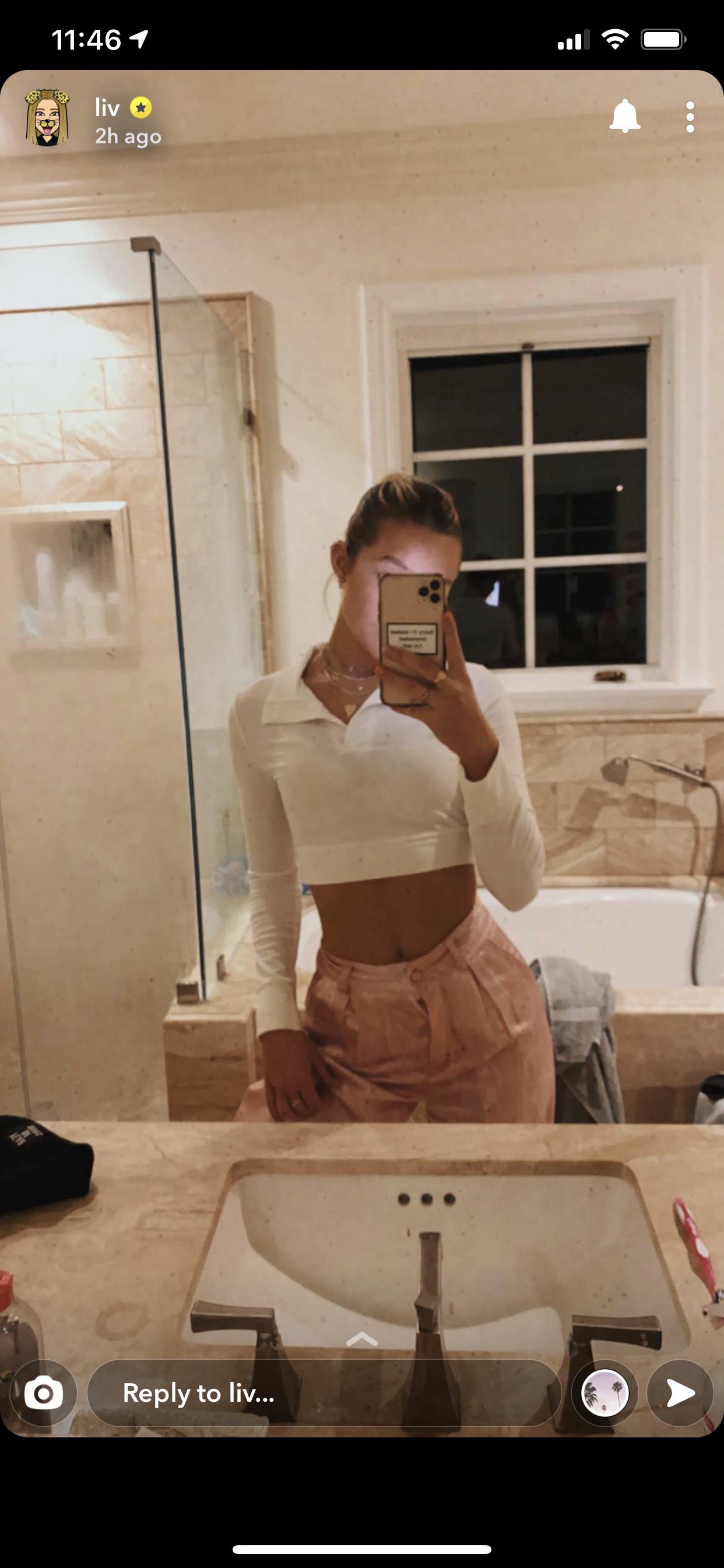 Looking fine asf 🥵 | Scrolller