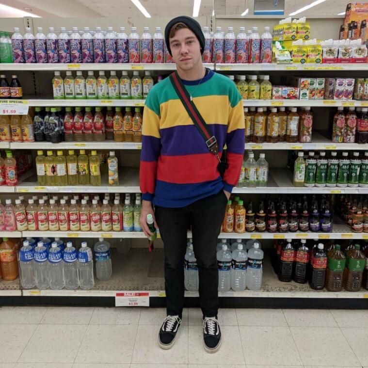 Looking like all the wiggles combined. | Scrolller