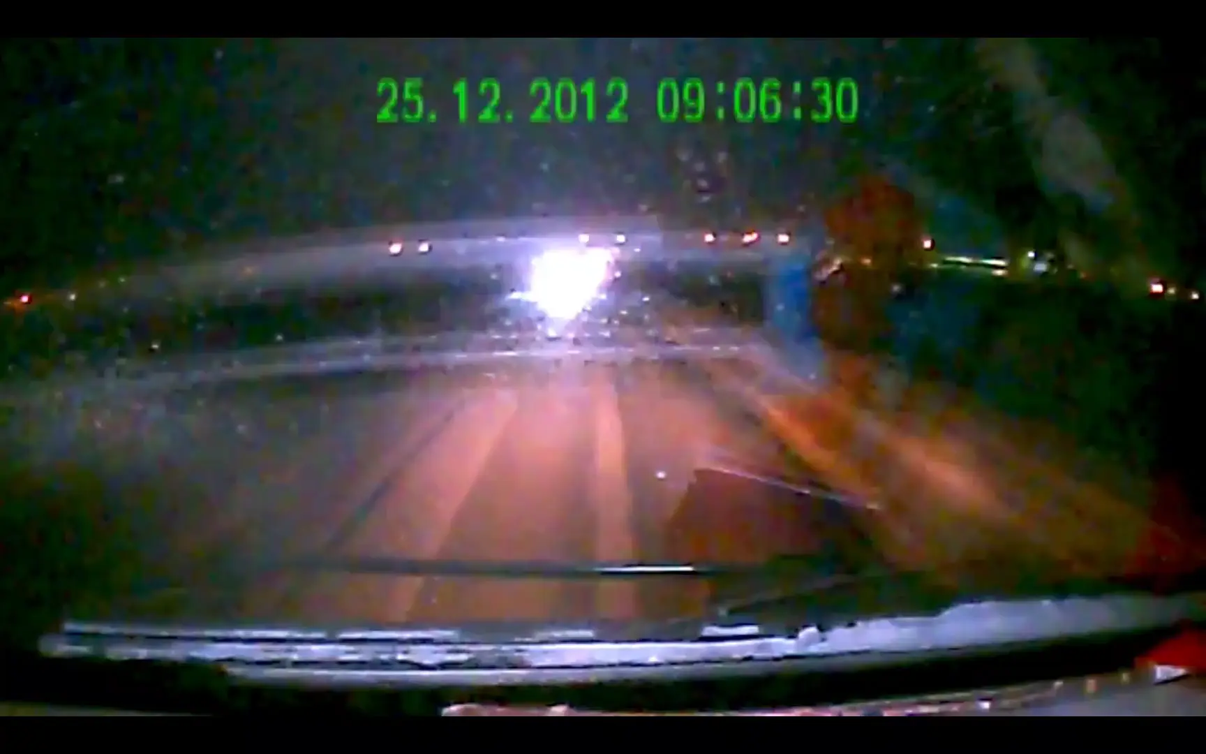 Loud car crash | Scrolller