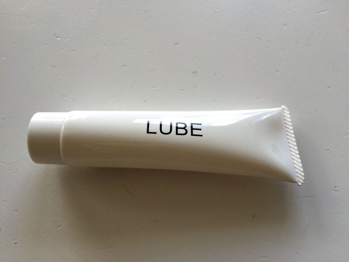 Lube. | Scrolller