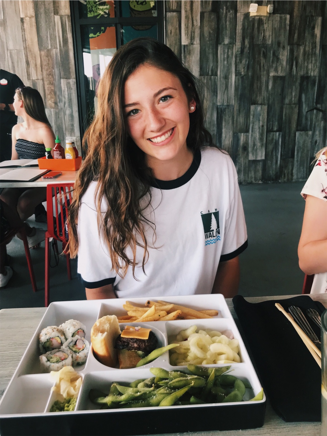 Lunch date | Scrolller