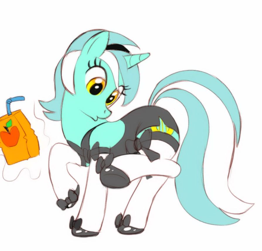 Lyra's new uniform (by Mew) | Scrolller