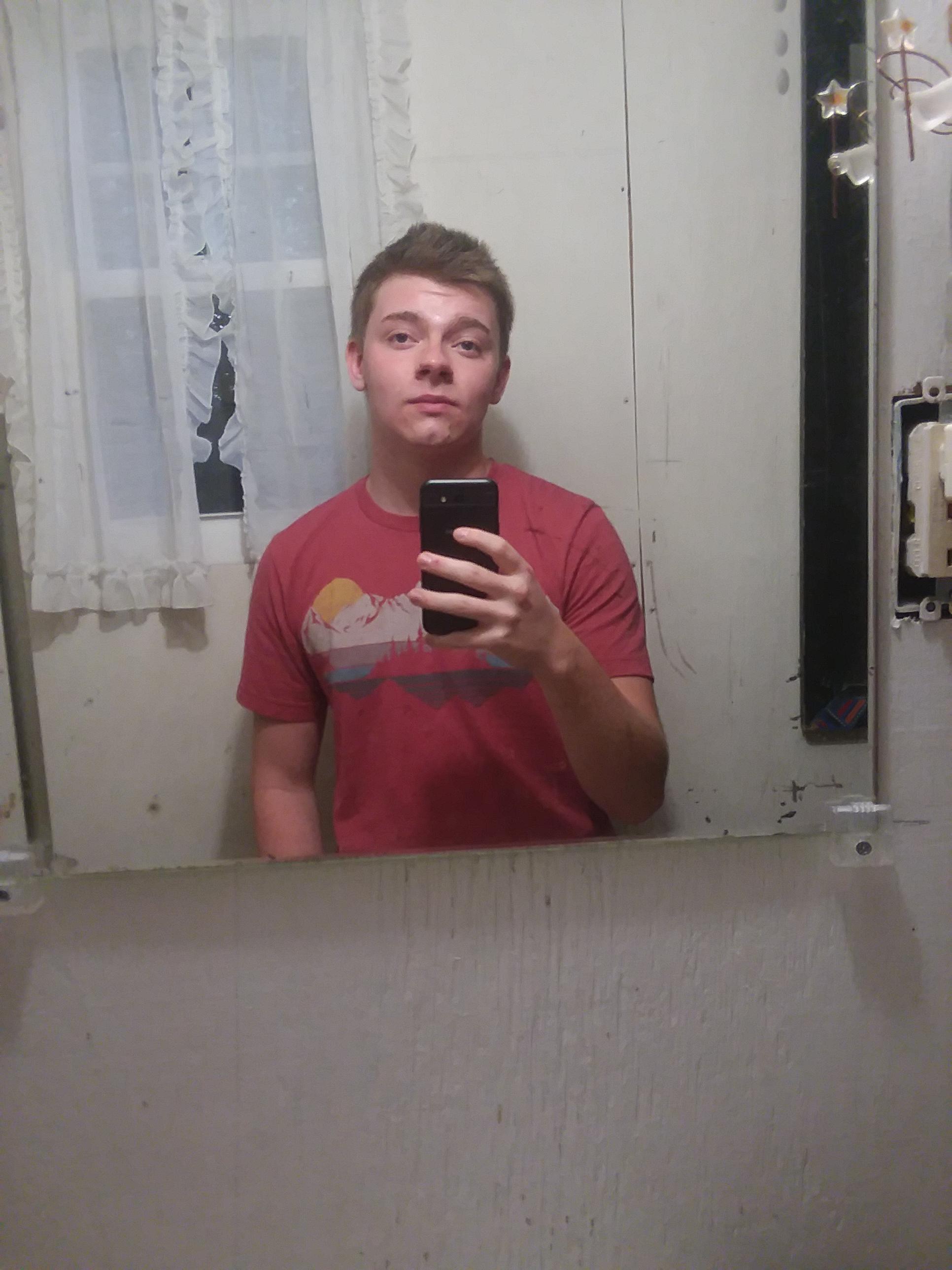 [M16] Am i ugly? | Scrolller