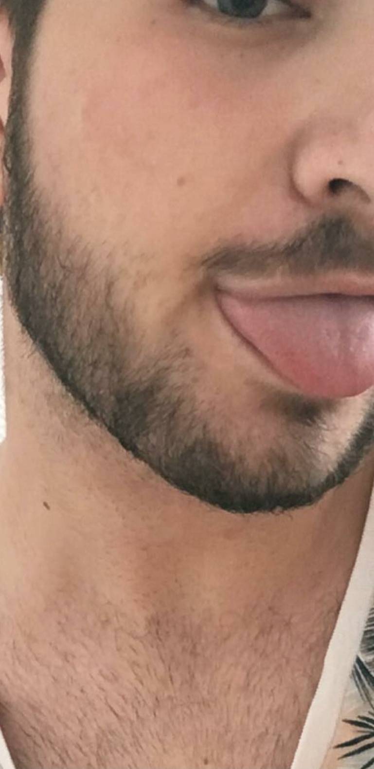 [m4m] Anyone need a mouth? | Scrolller