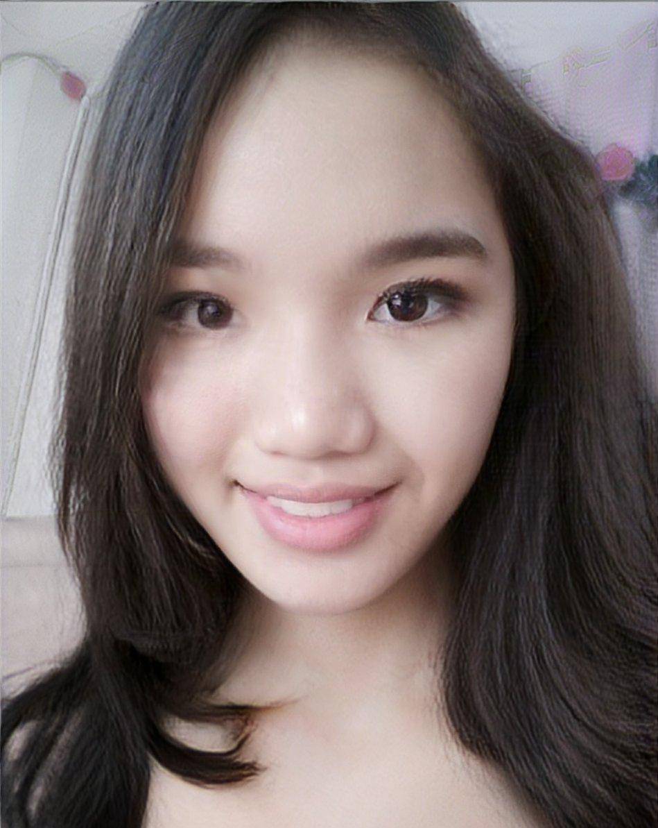 Make me cum . I'm your bitch | Scrolller