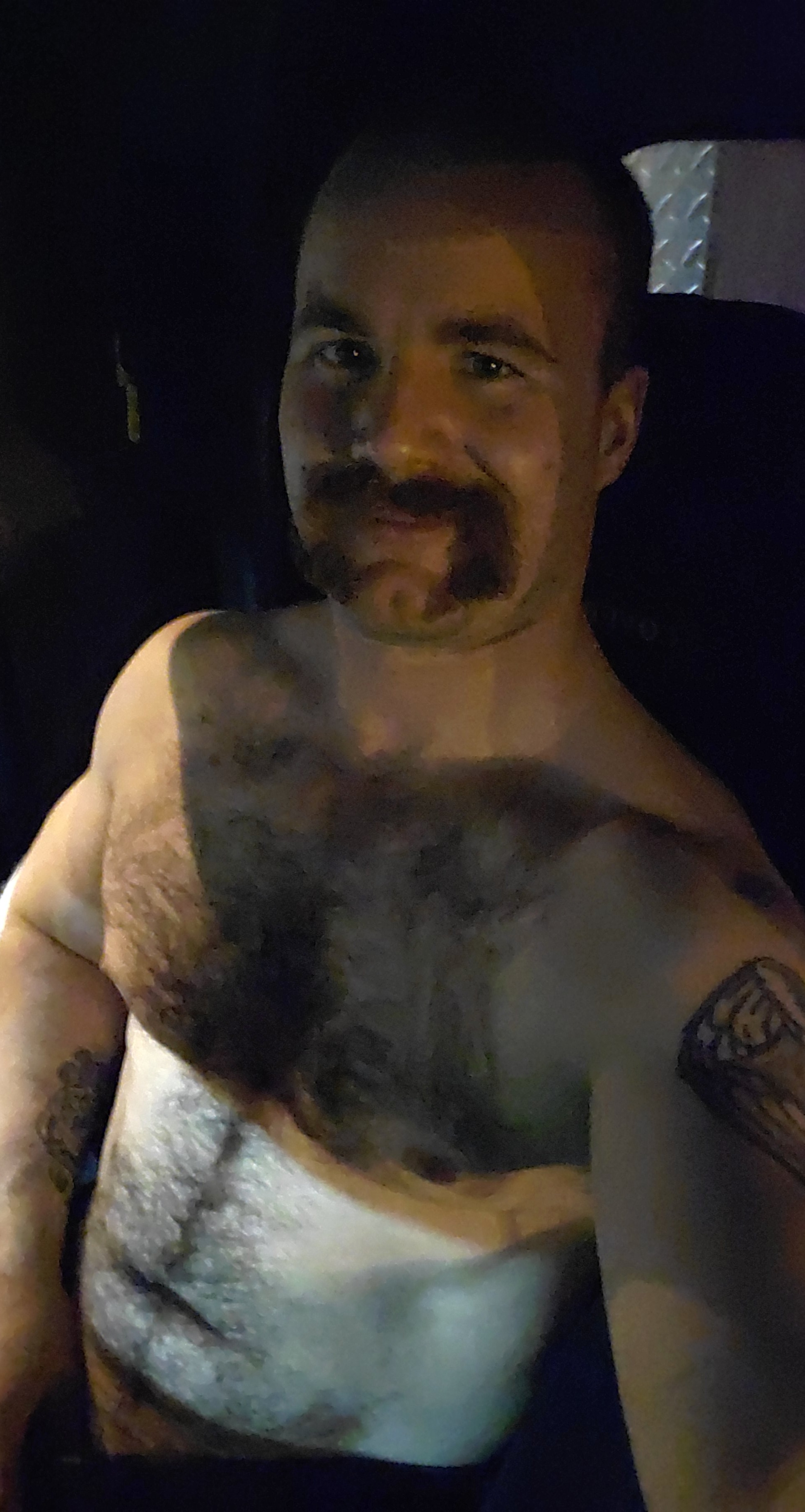 Make nightshift interesting with me 😛 | Scrolller