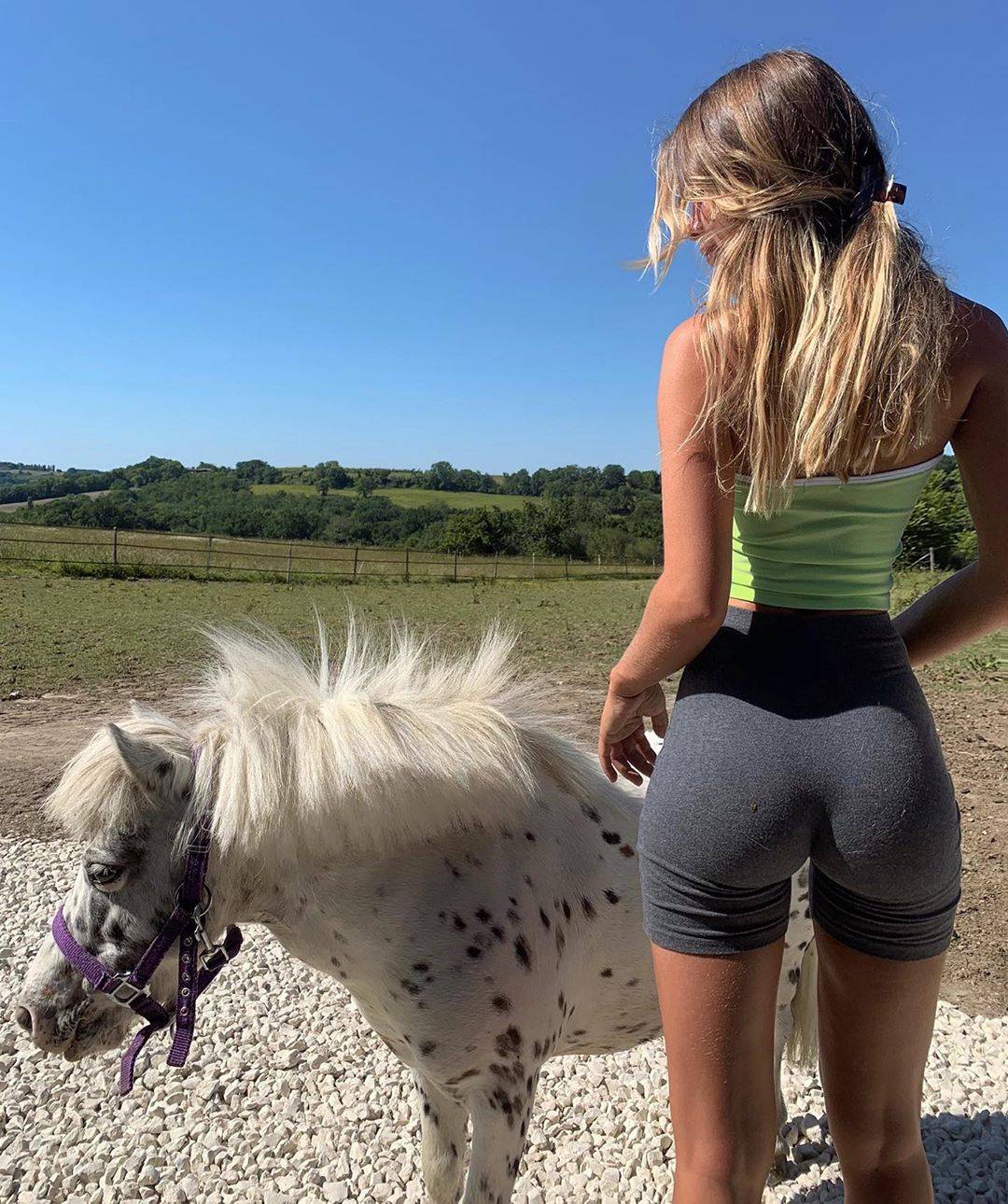 Mathilde | Scrolller