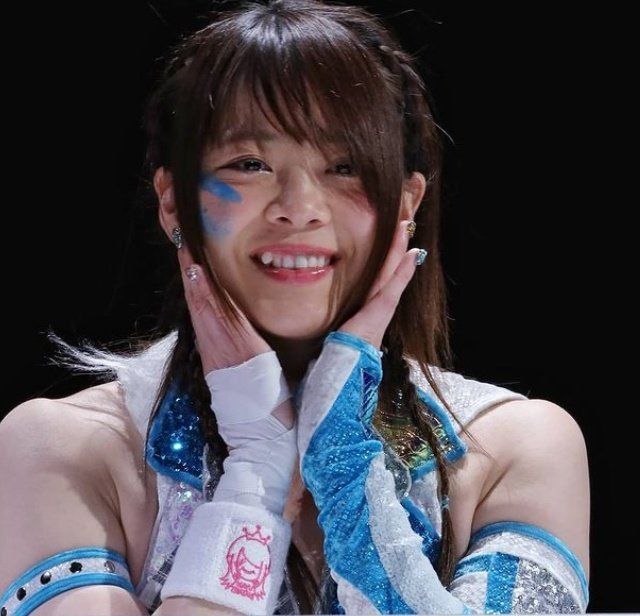 Mayu Iwatani | Scrolller