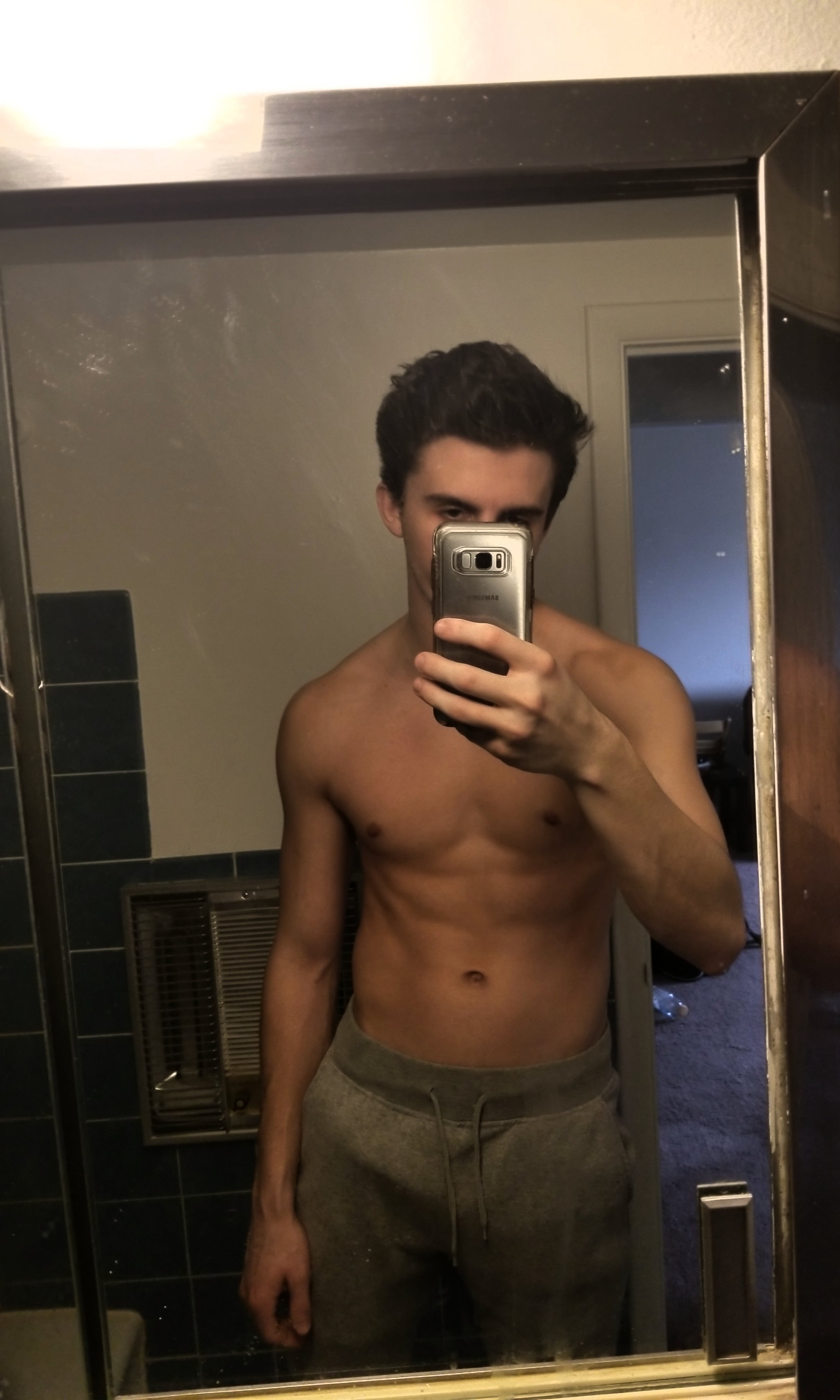 Me and my sweatpants | Scrolller