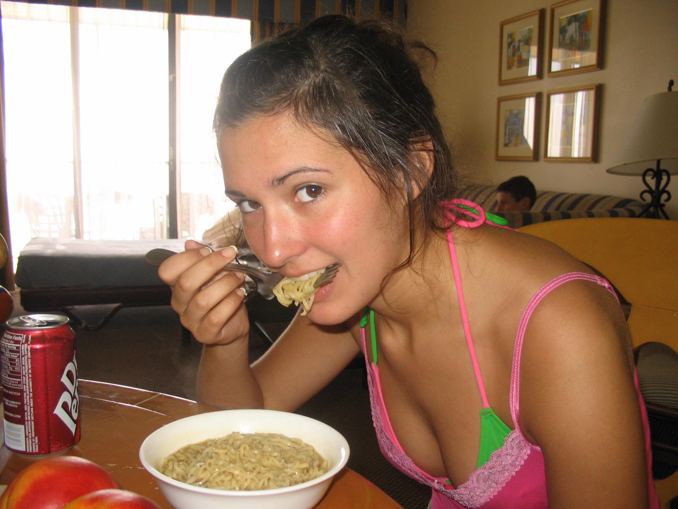 Meal Time | Scrolller