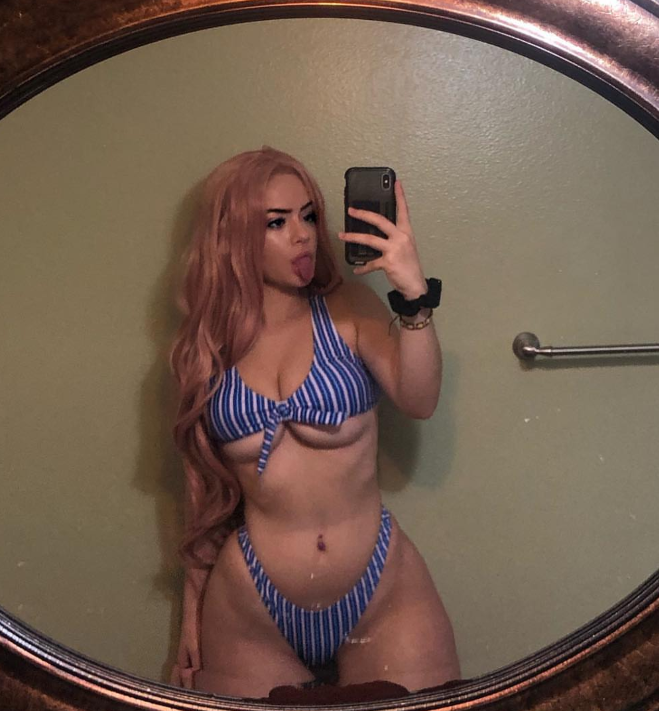 Merrissa xo | Scrolller