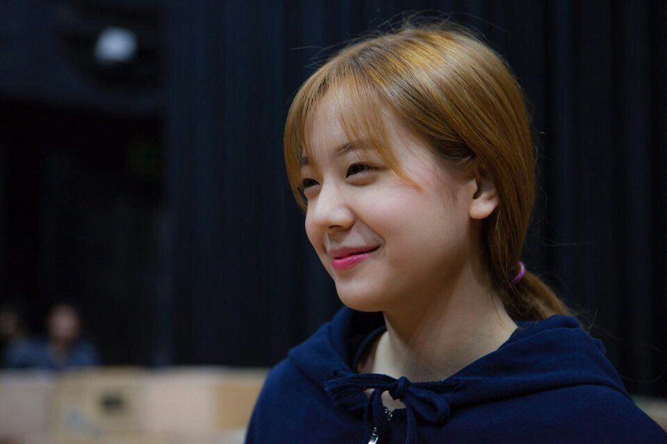 Mfw I see Gyuri | Scrolller