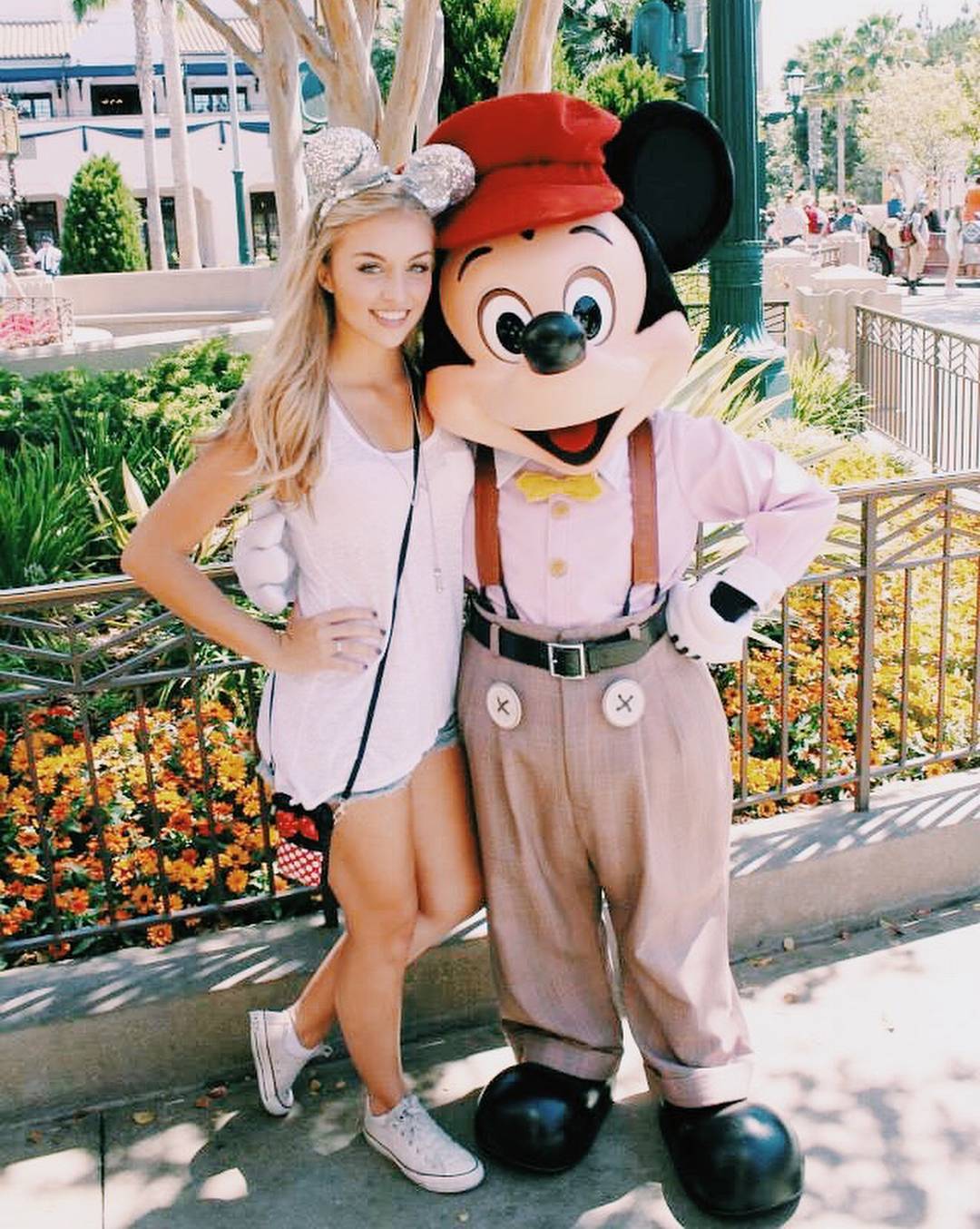 Mickey’s new beau | Scrolller