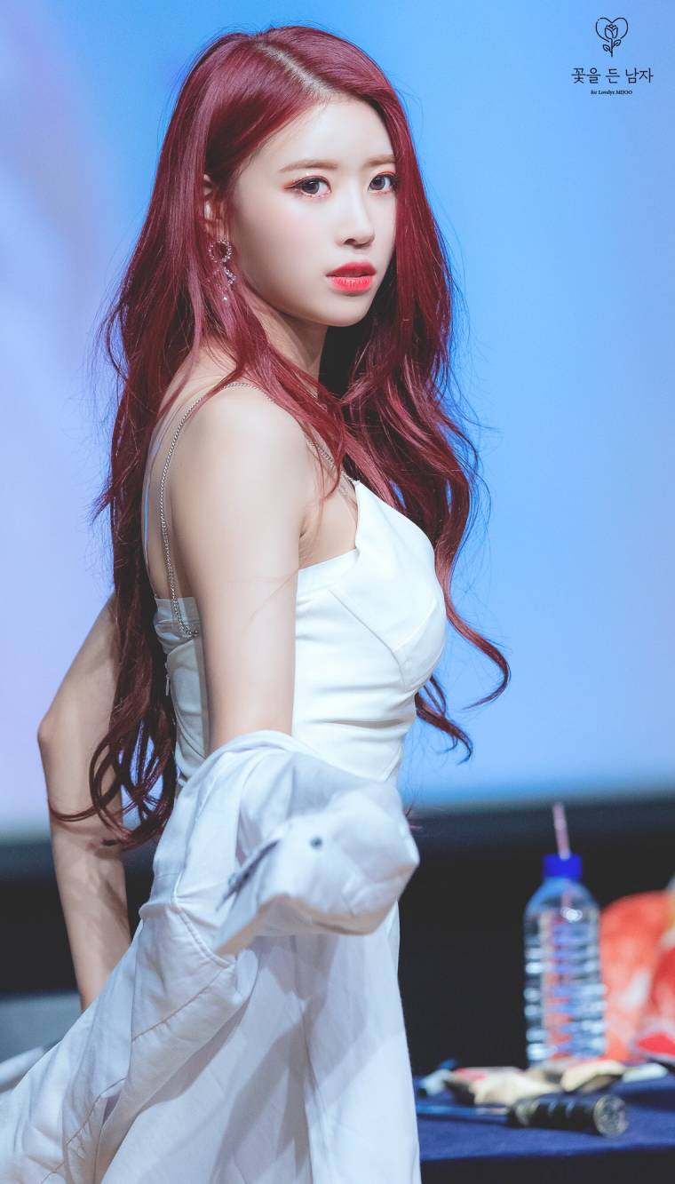 Mijoo | Scrolller