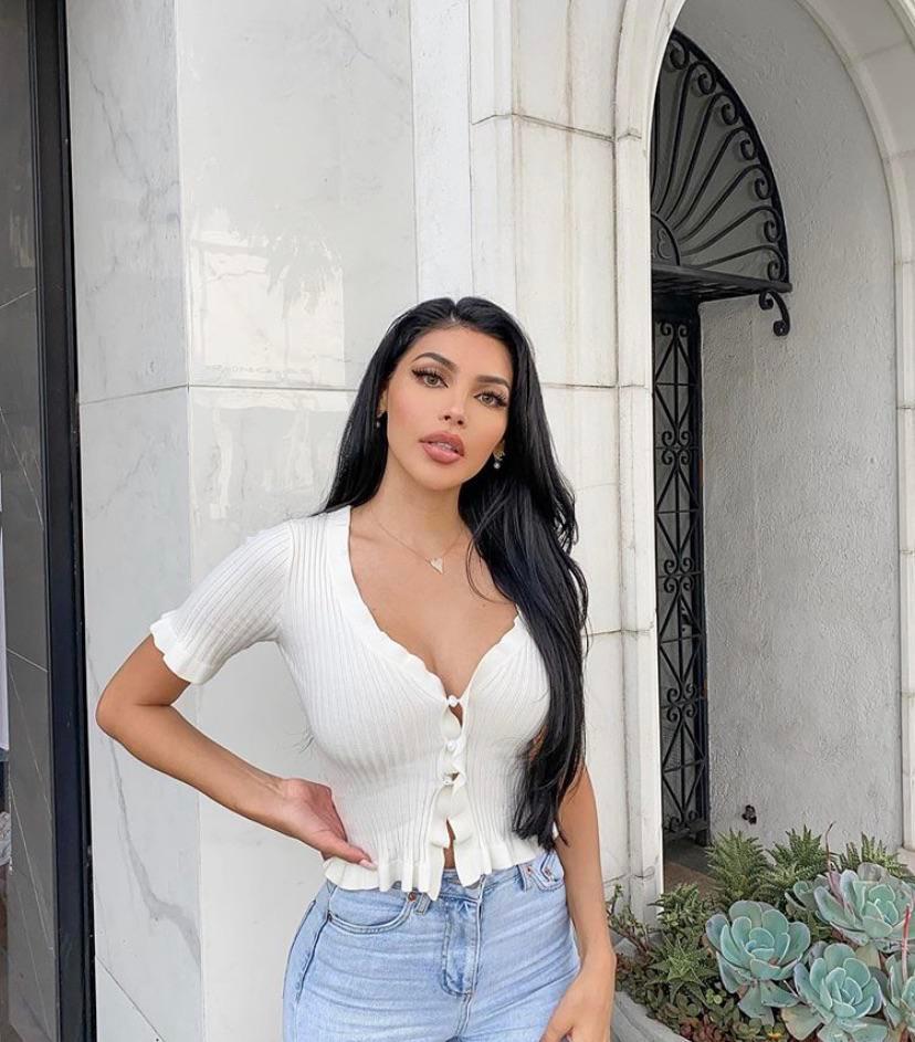 Discover more like StrainedButtons: Mildly Strained and Related Content | Scrolller