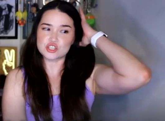 Milky and meaty armpits of Achara Kirk | Scrolller