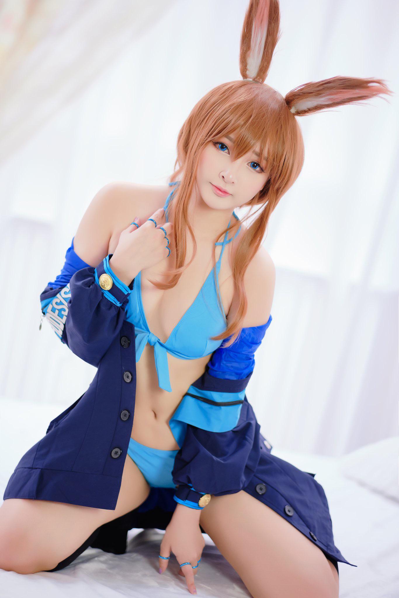 Mimi Chan | Scrolller