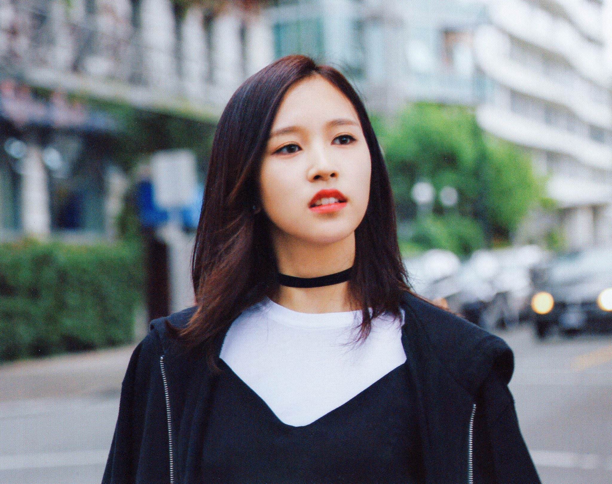 Mina | Scrolller