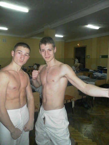 Mind the Gap! | Scrolller