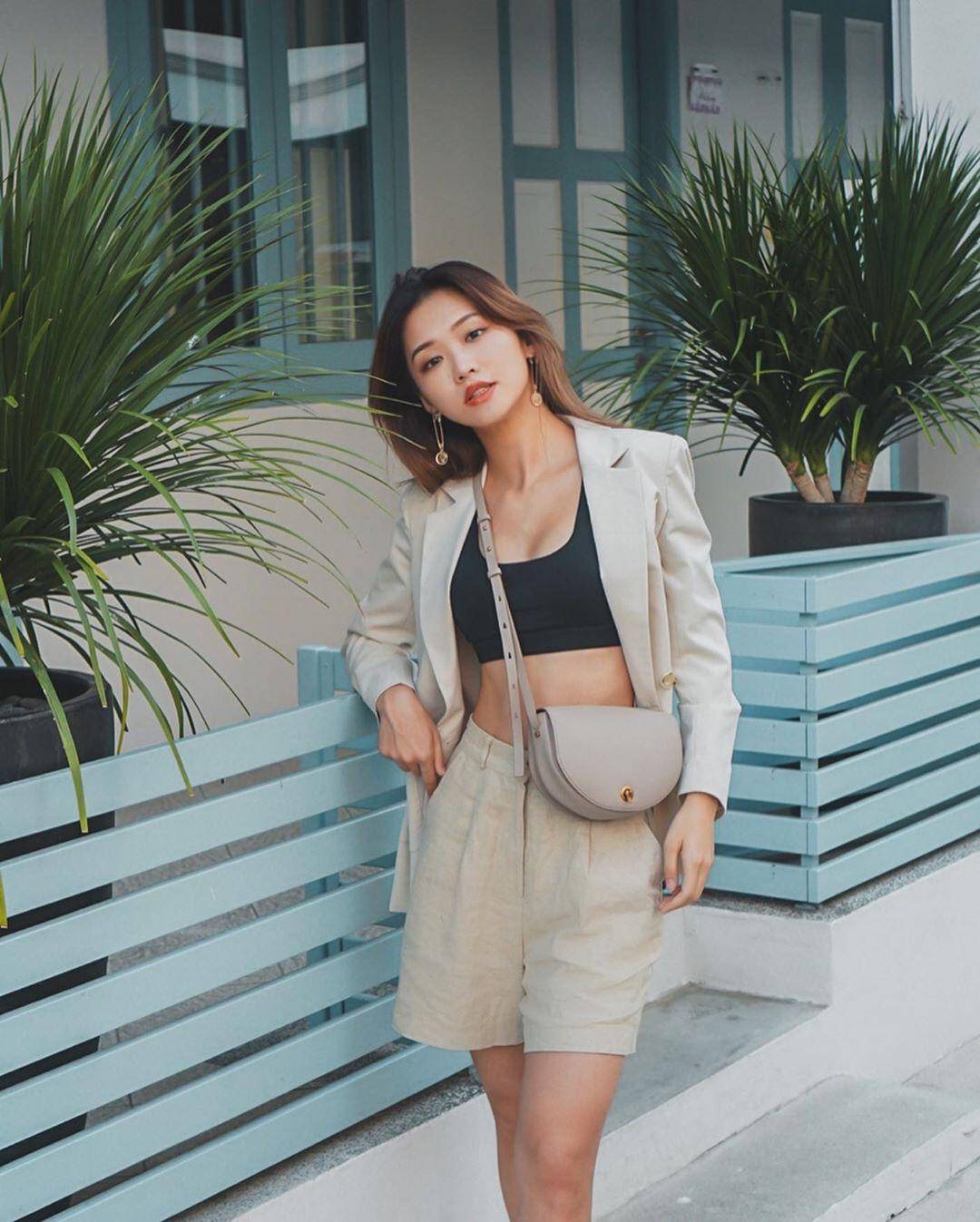 Minimal bag | Scrolller