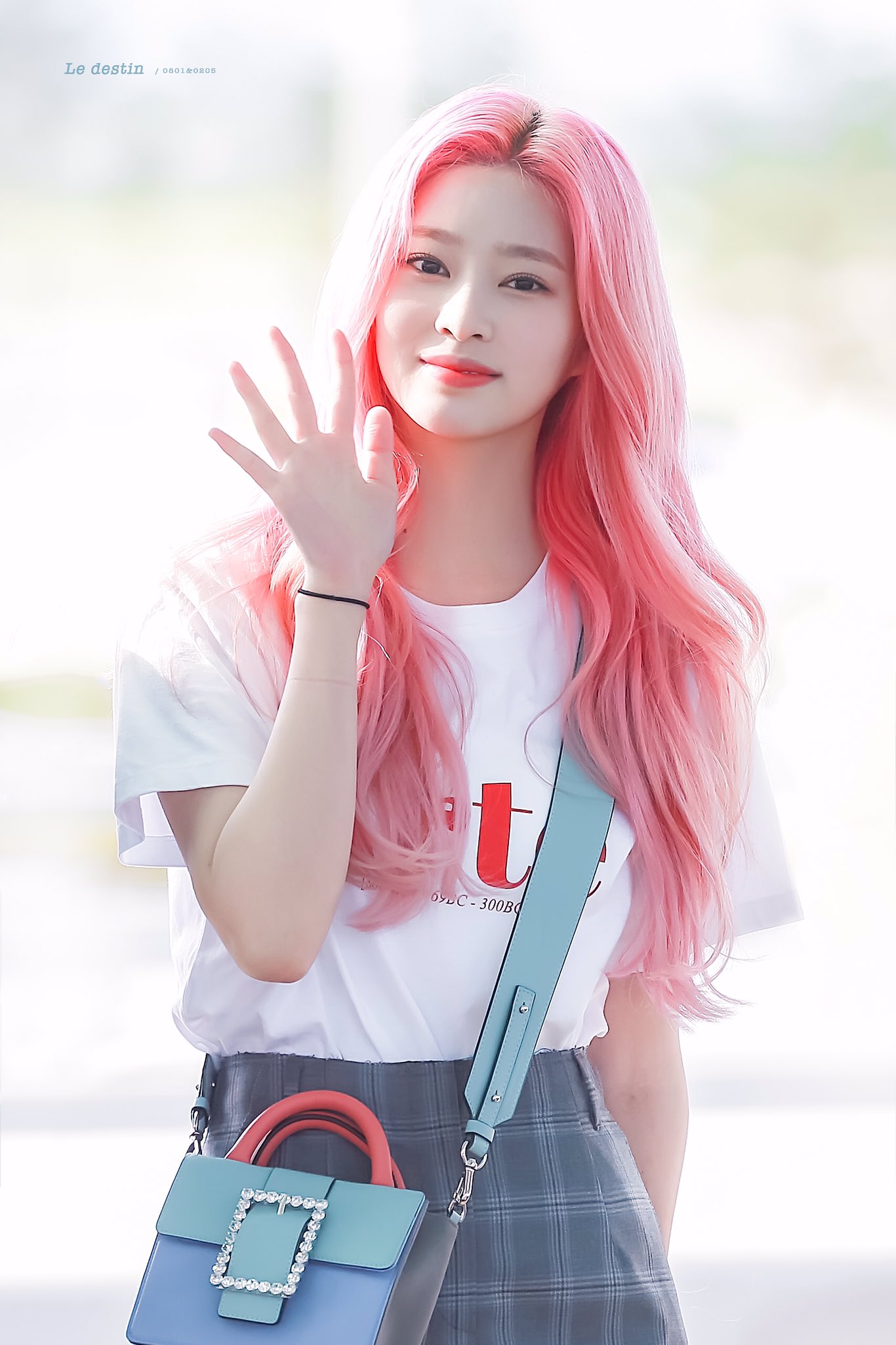 Minju wave | Scrolller