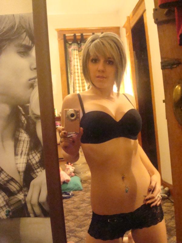 Mirror shot | Scrolller