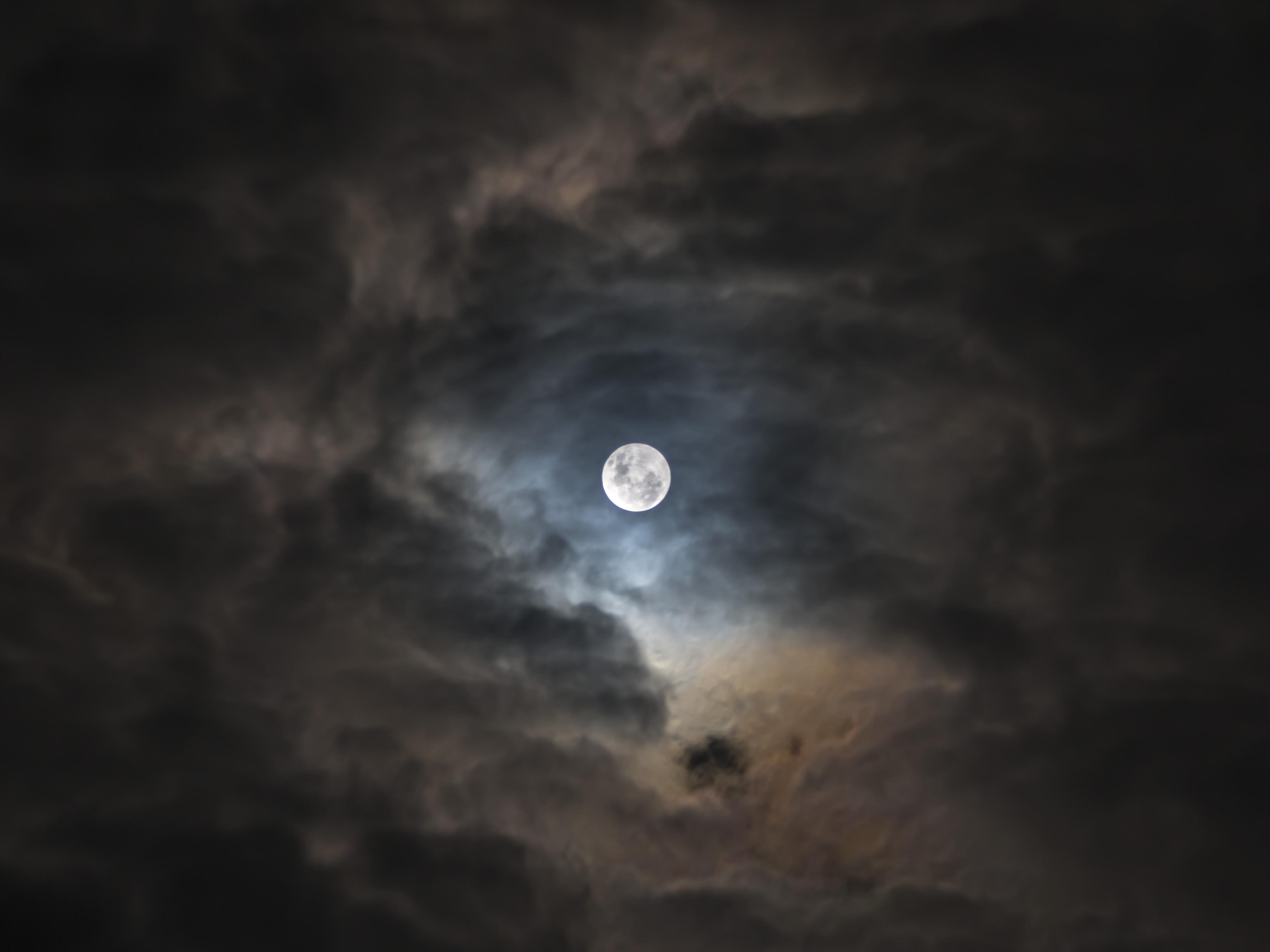 Missed the blood moon because of clouds, ended up with this picture instead. | Scrolller