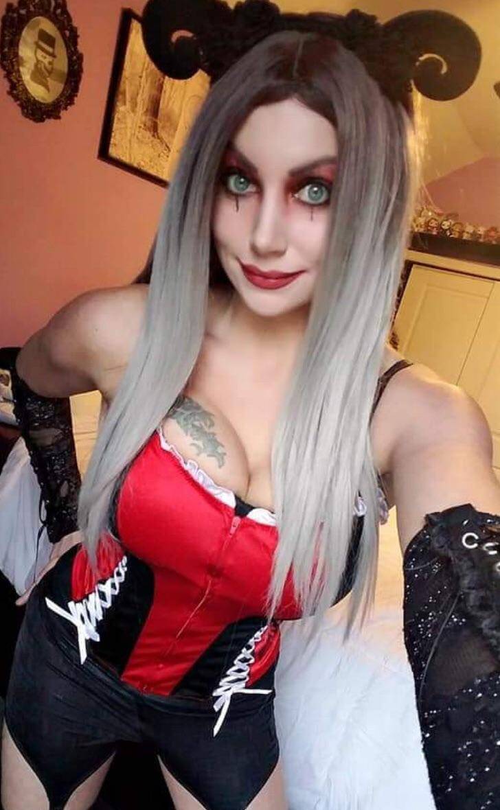 Modified Harley | Scrolller