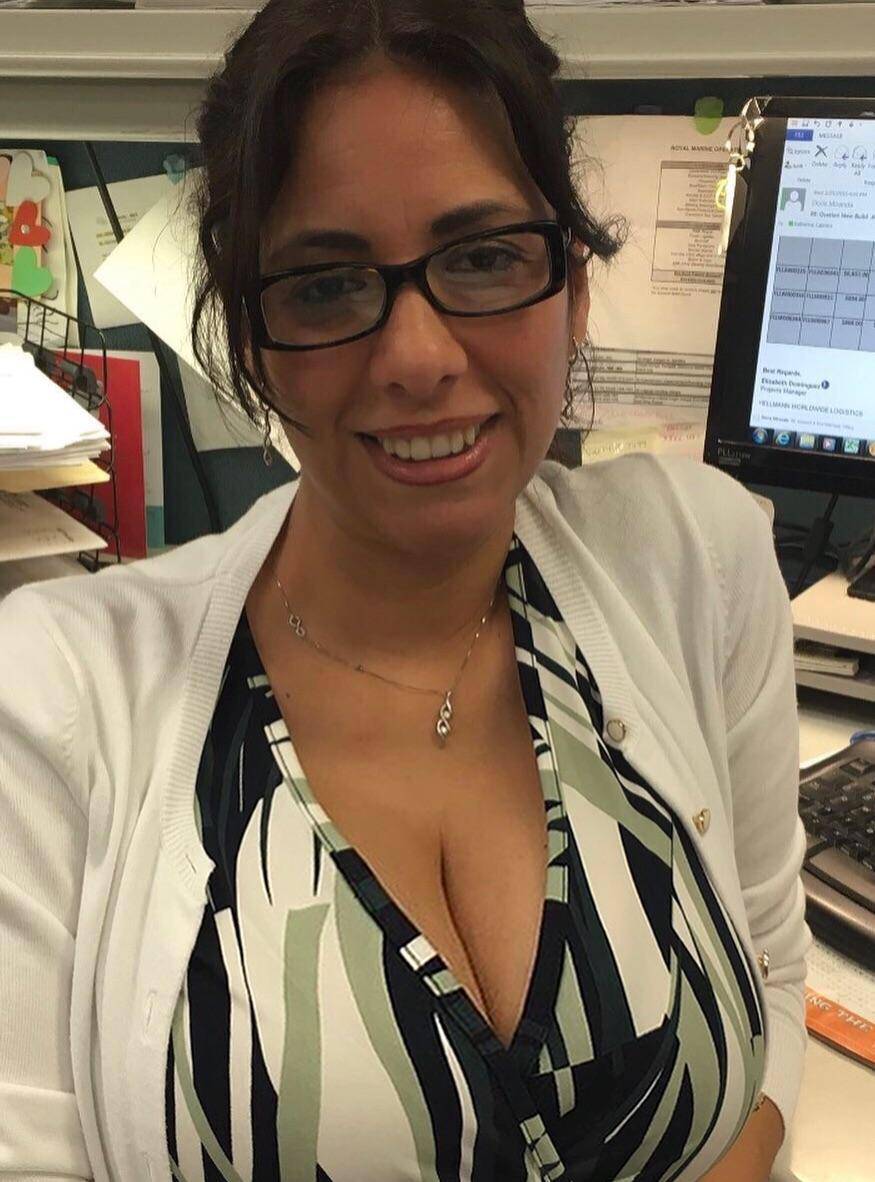 Mommy at work | Scrolller