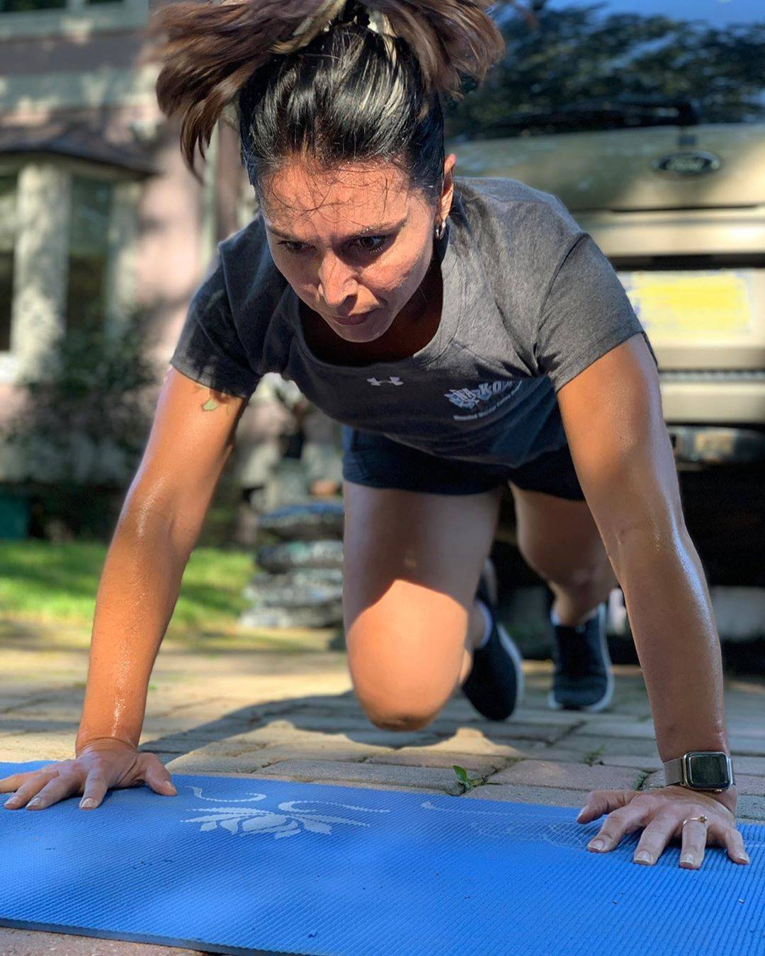 Mommy Tulsi works out. | Scrolller