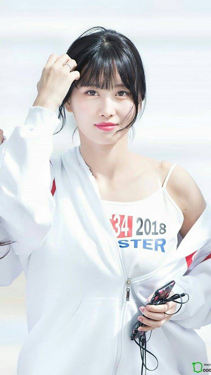 Momo Scrolller