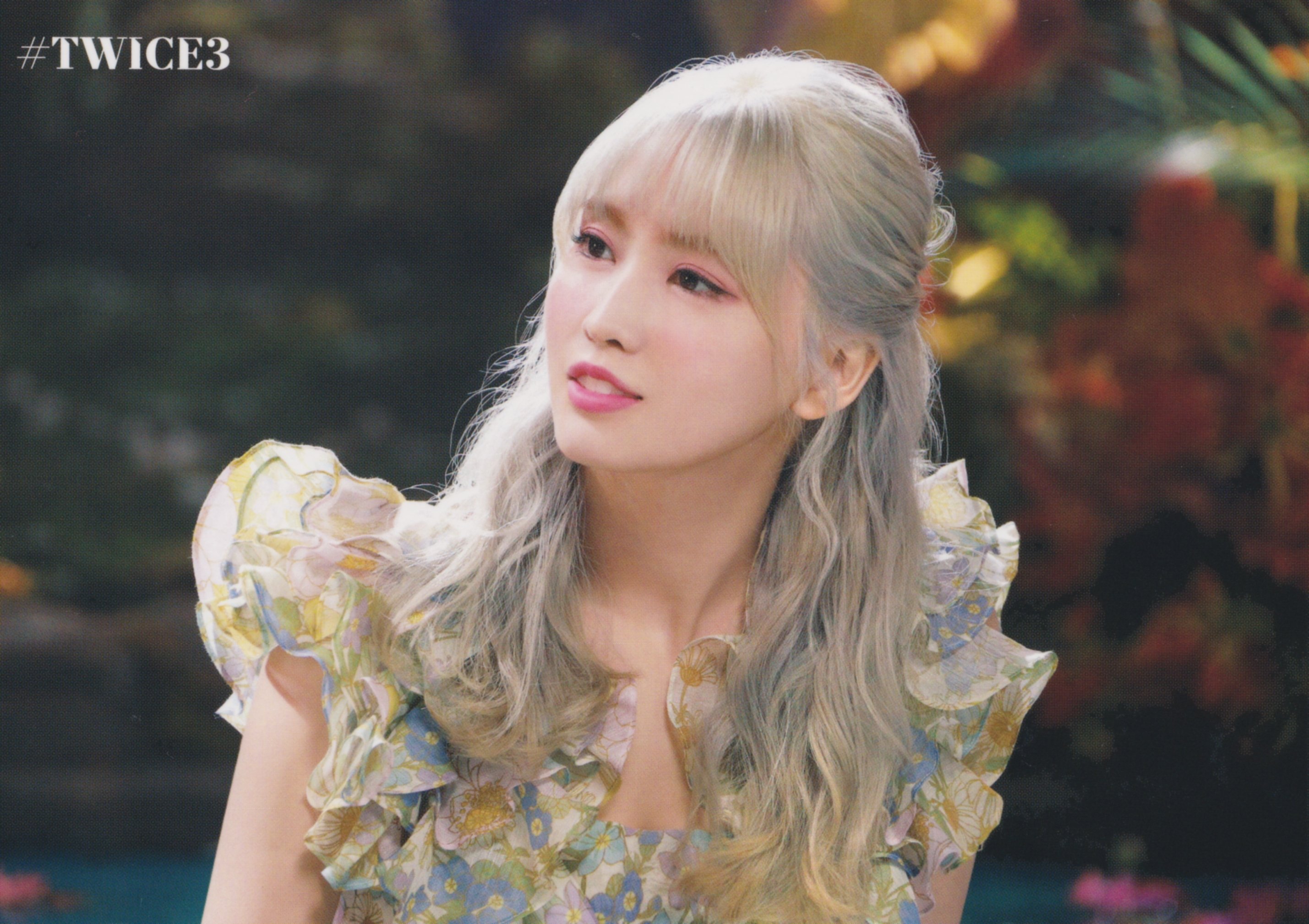 Momo Scrolller