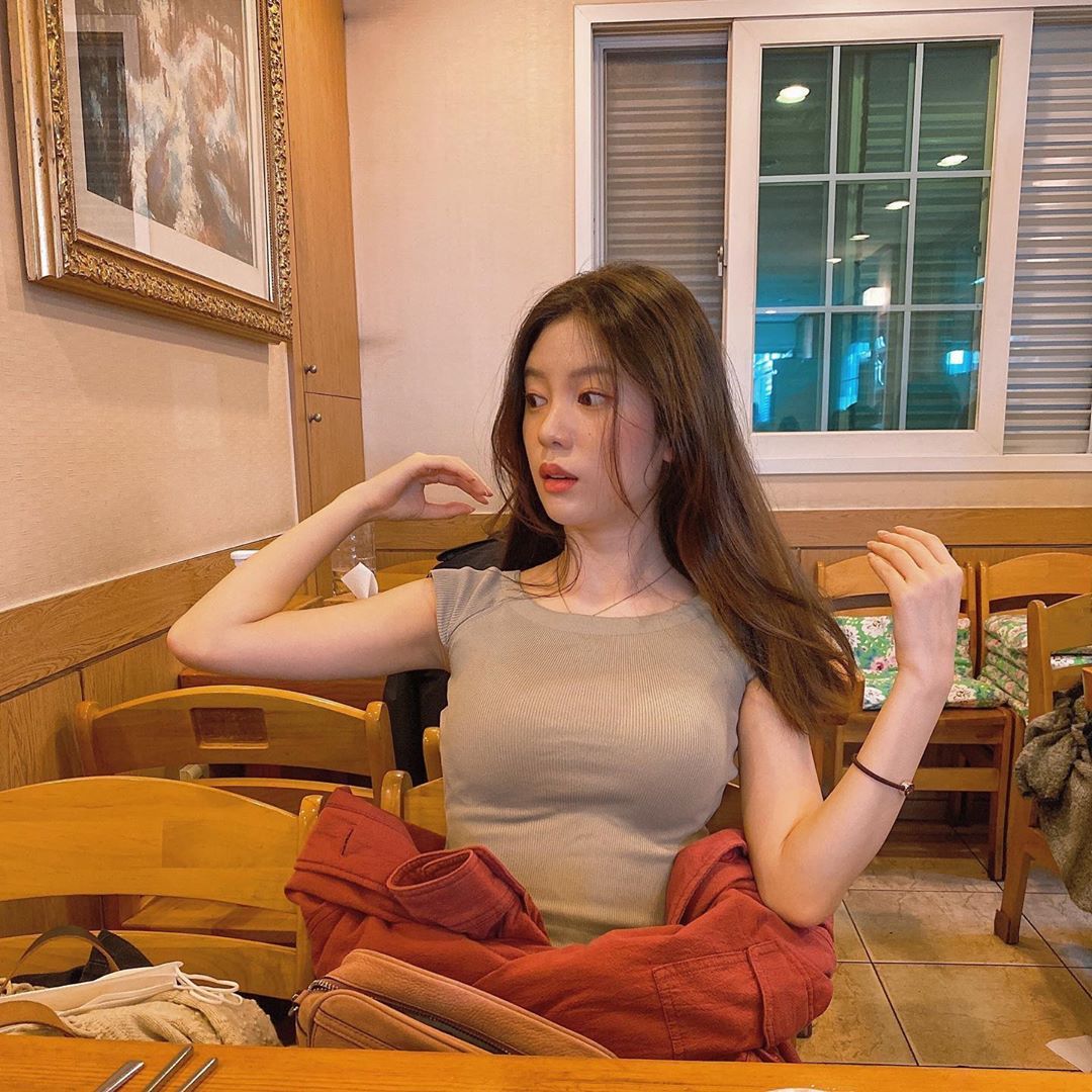 Momoland - Daisy | Scrolller