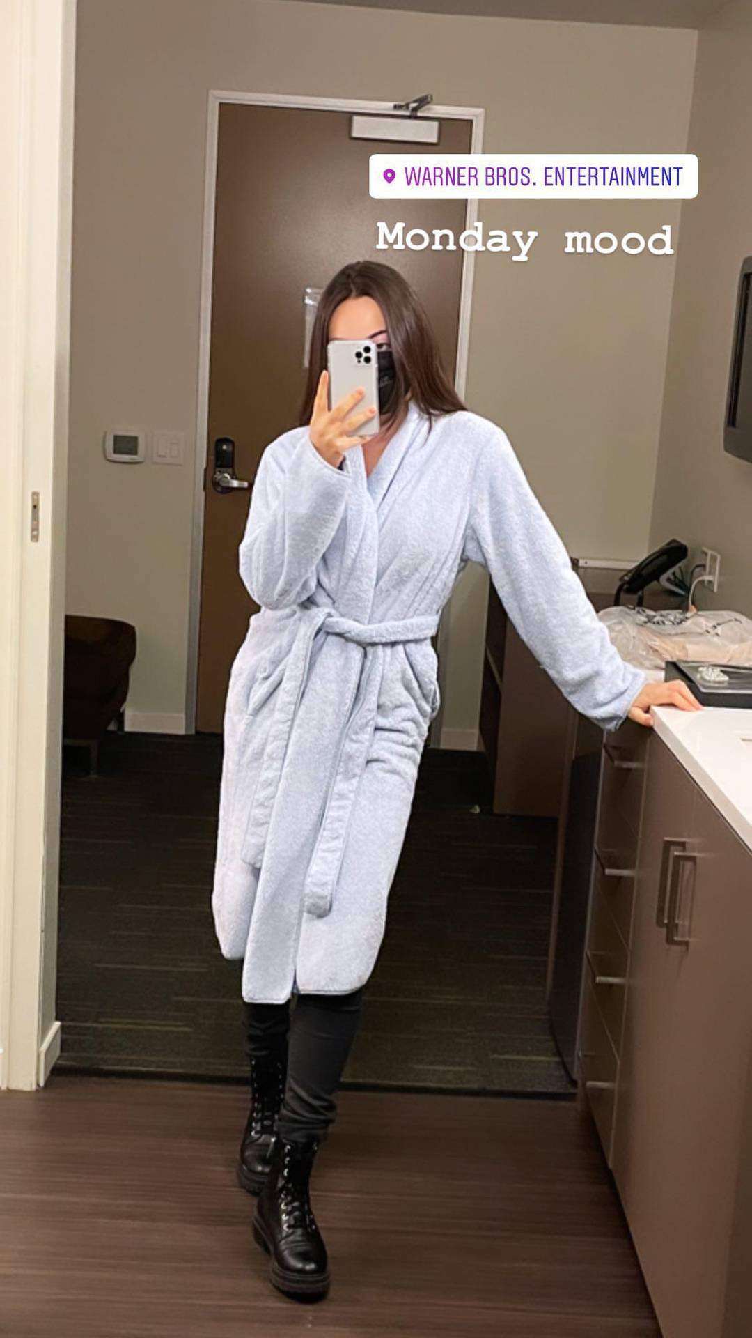 Monday Mood | Scrolller