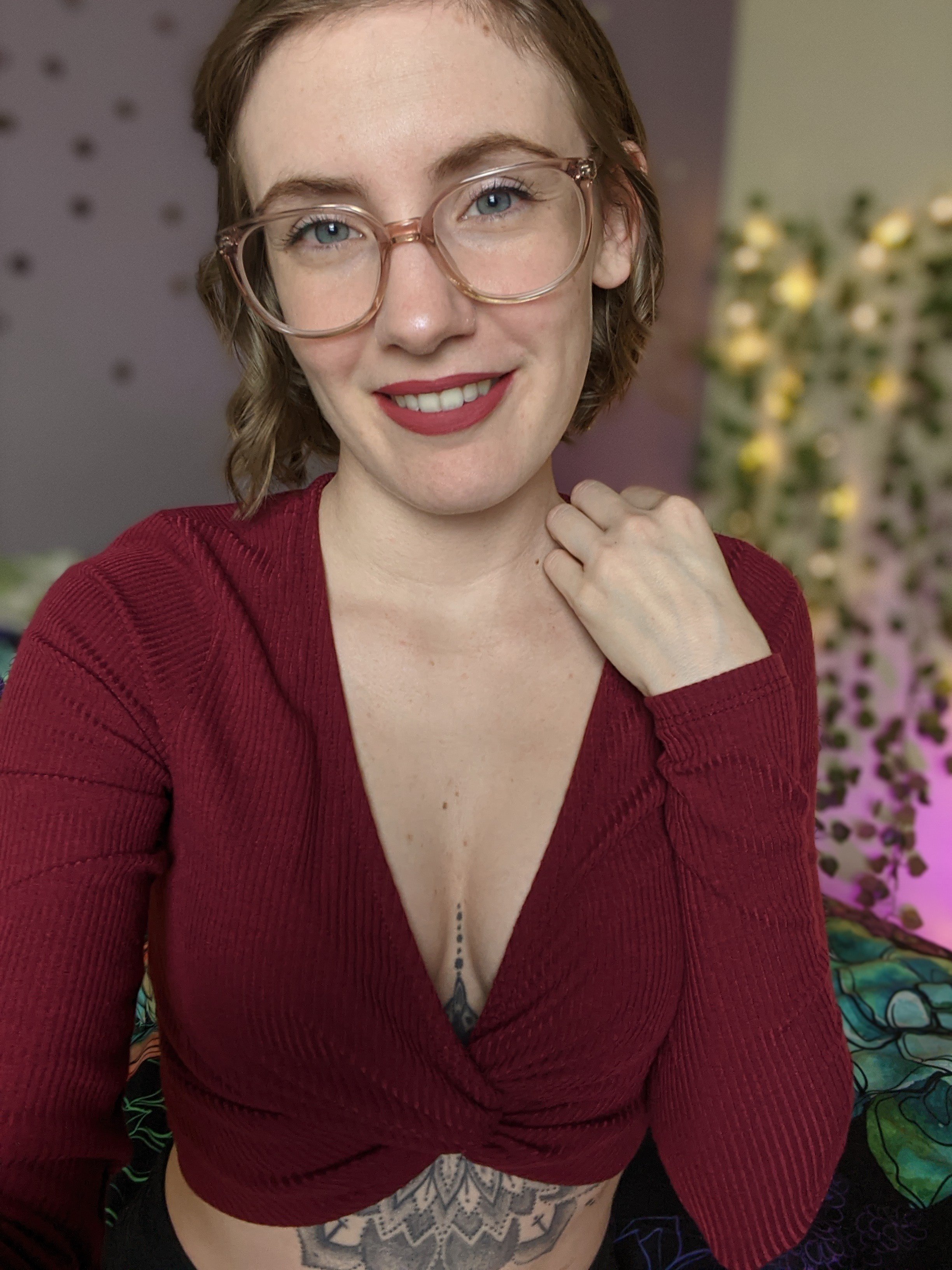 Monday's suck here's a selfie :) | Scrolller