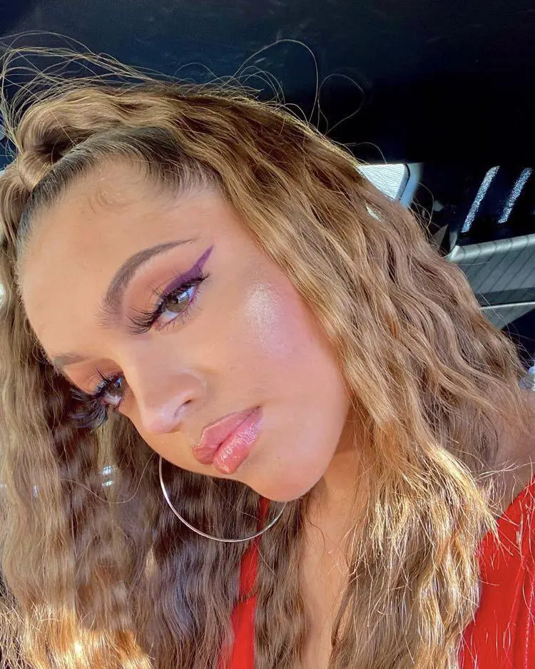 More Of Her Dsls Scrolller
