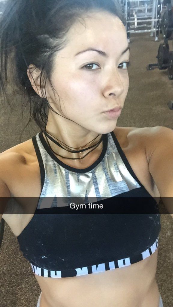 Morgan Lee sans makeup | Scrolller