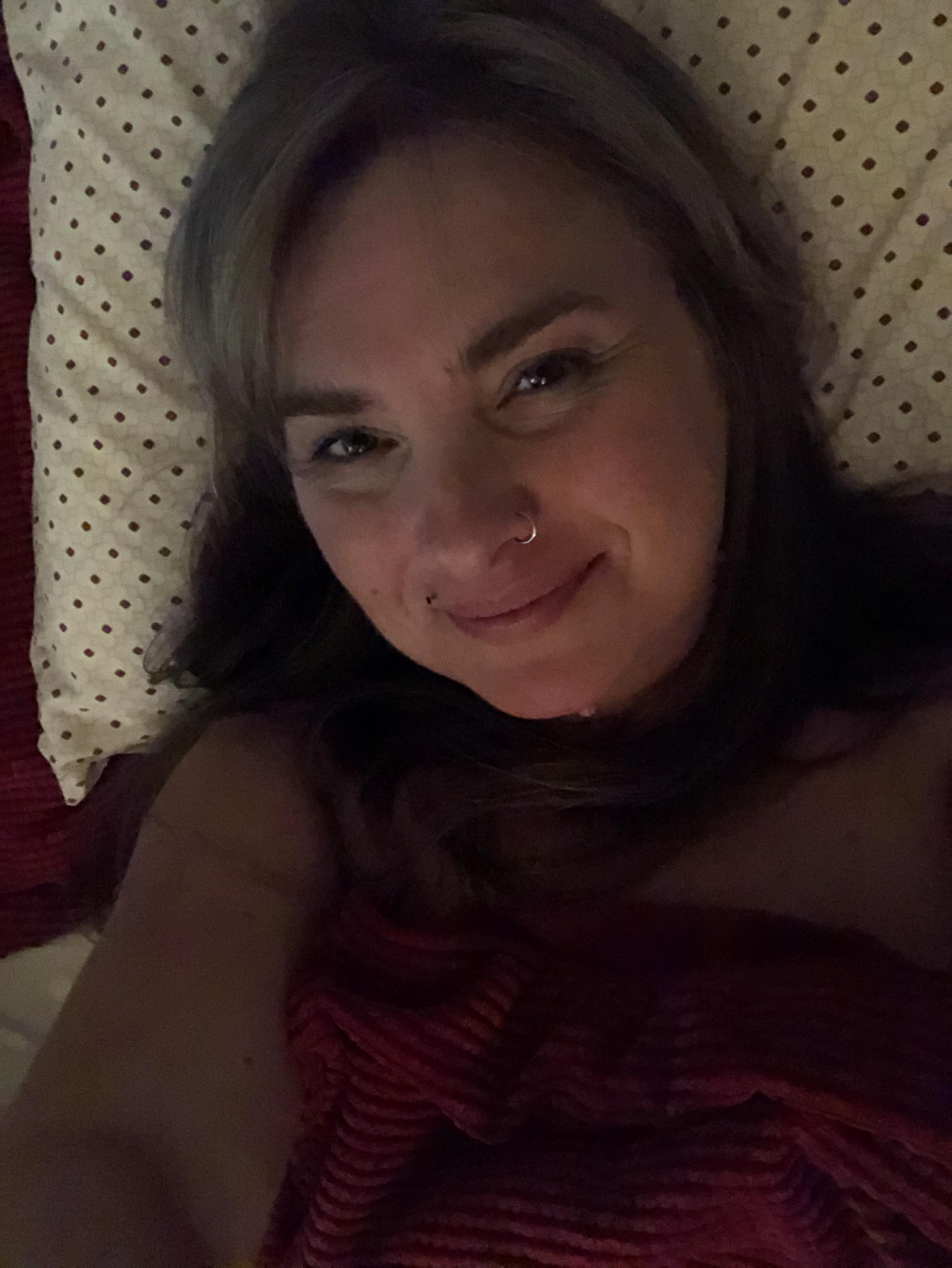 Morning snuggles | Scrolller