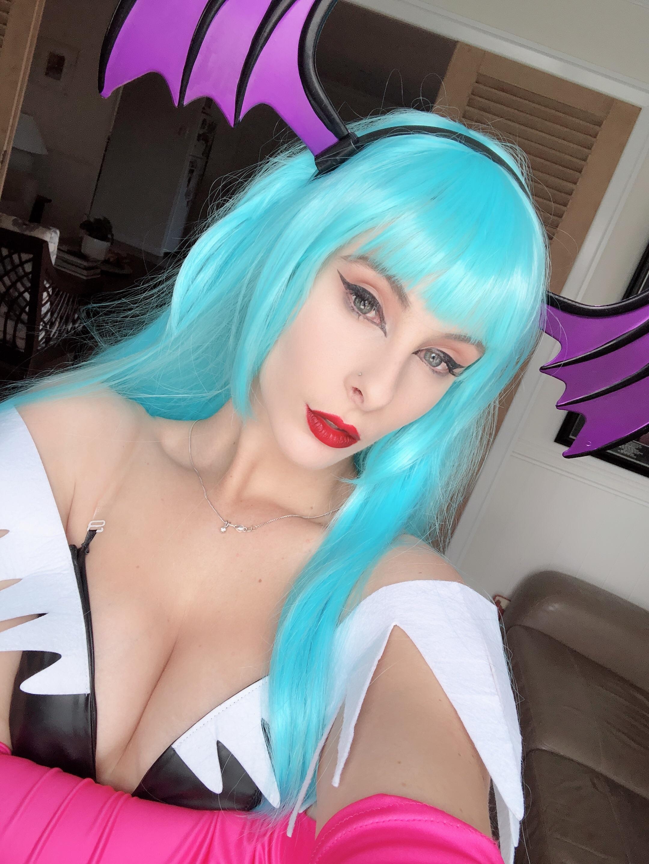 Morrigan selfie! | Scrolller
