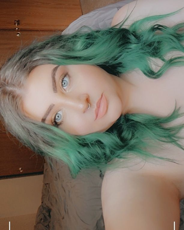 Most recent selfie F20 | Scrolller