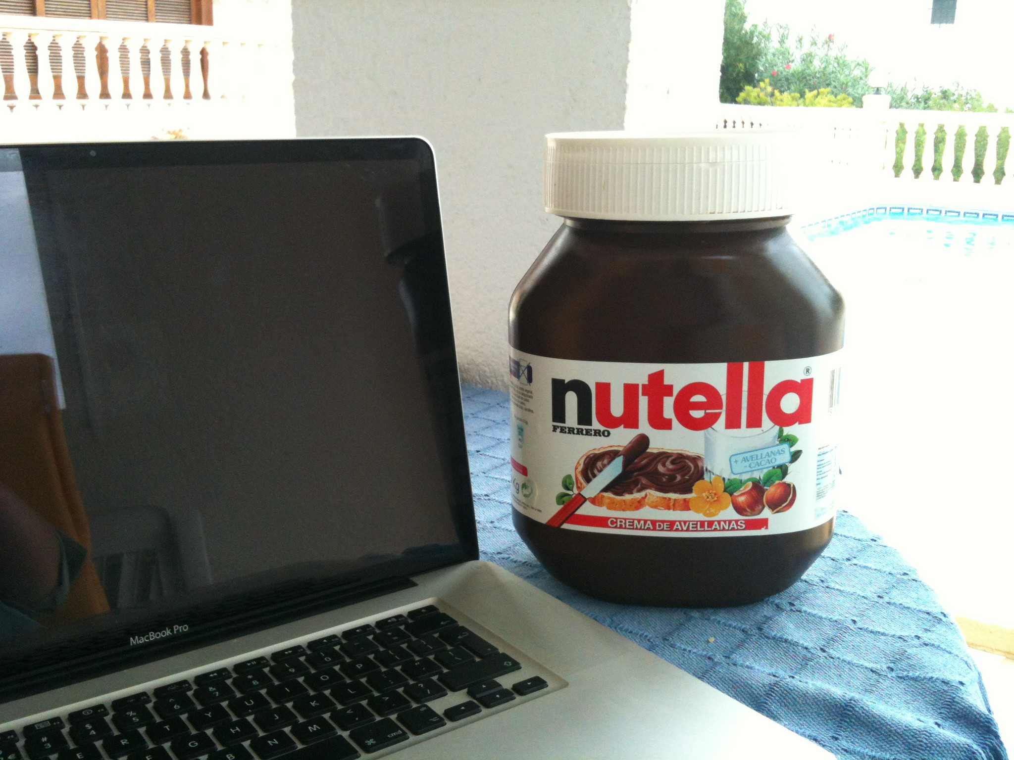 Mother of Nutella. I present to you the jar of jars. (That's a 17" screen). | Scrolller