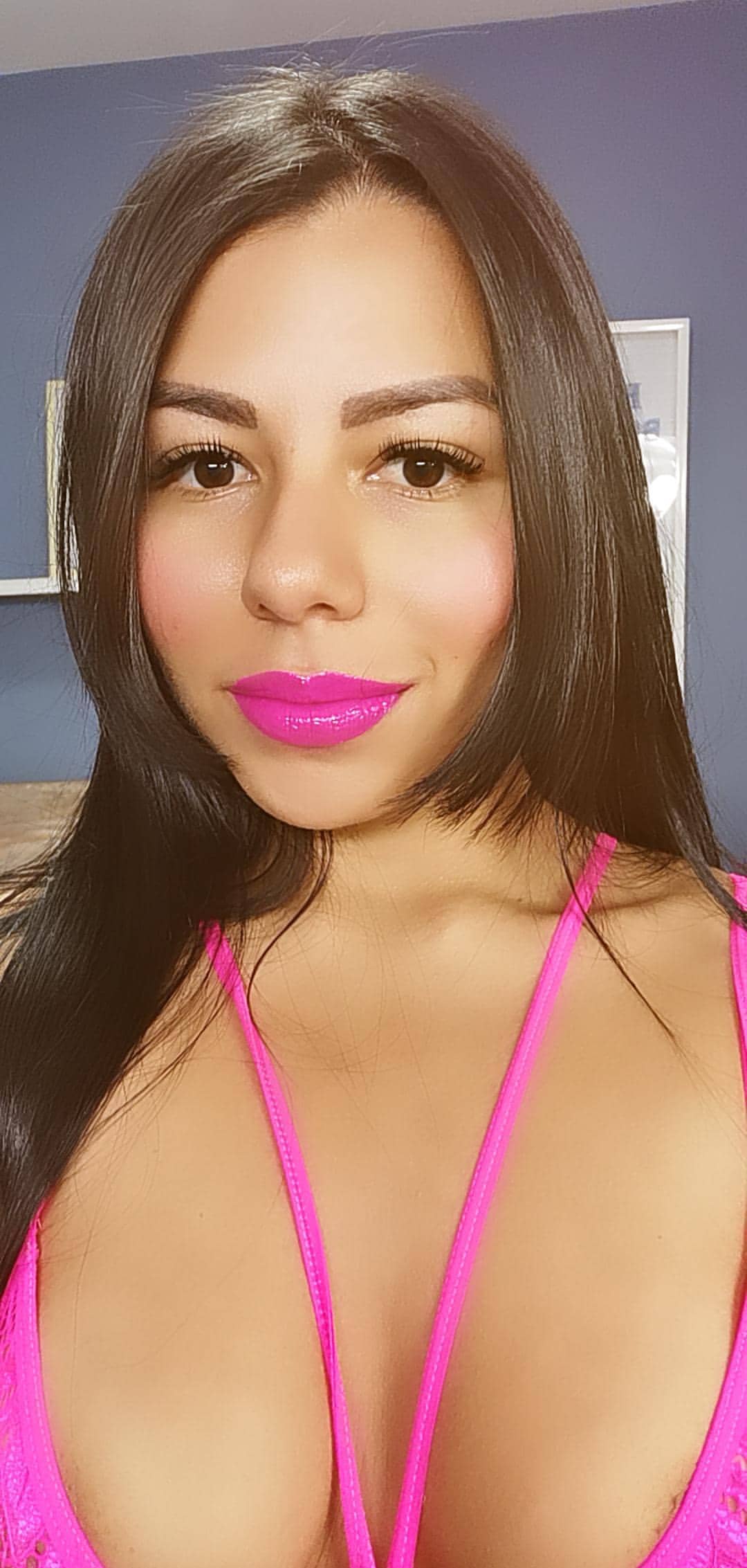 Discover more like Bigbuttsapphire_: Ms Sapphire and Related Content | Scrolller