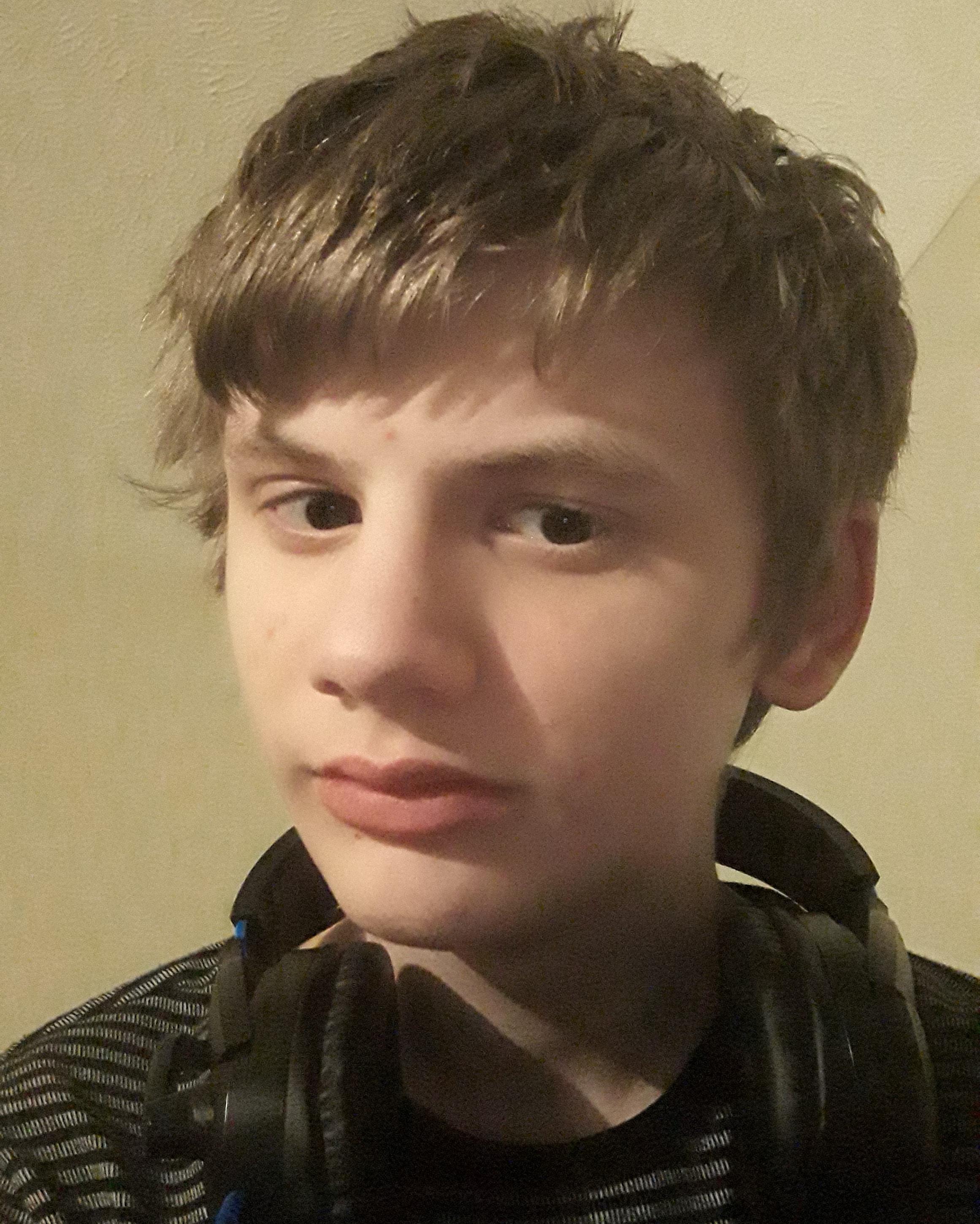 MTF Pre-Everything, does my face seem too masculine? | Scrolller