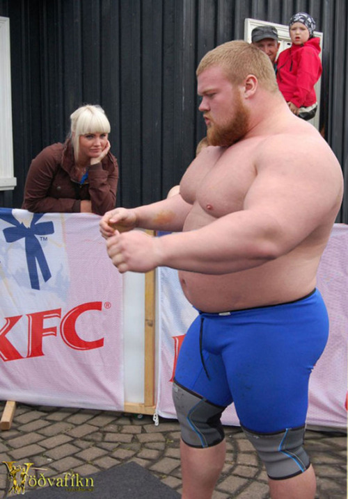 muscle chub | Scrolller