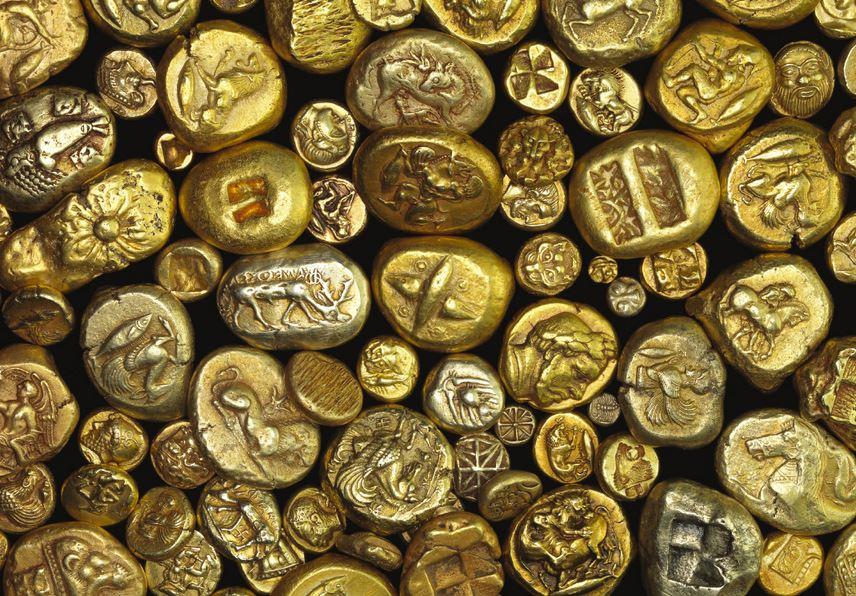 Museum collection of ancient gold coins | Scrolller
