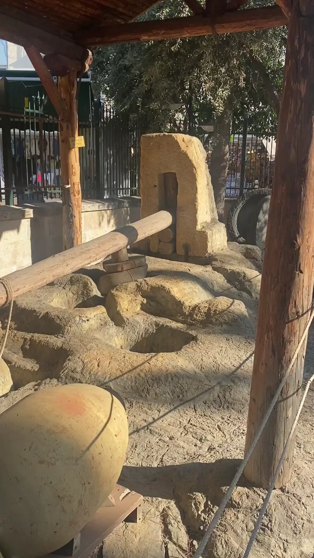 Museum Guide | Scrolller