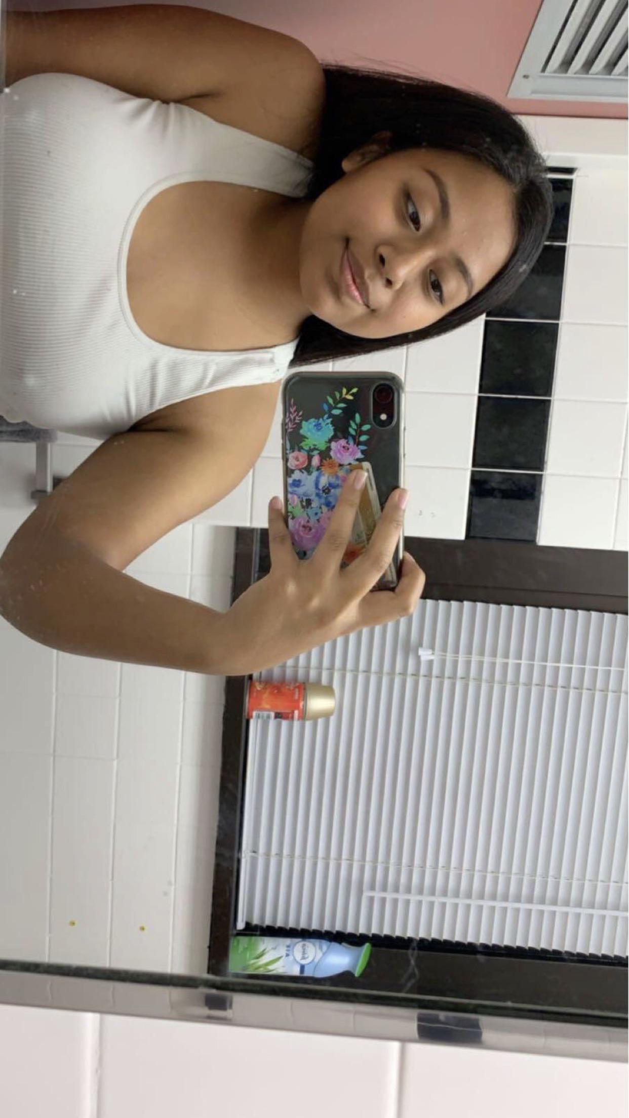 Must be freezing poor girl | Scrolller