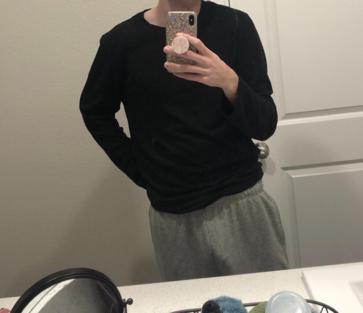 Anyone love freeballing in sweatpants? | Scrolller