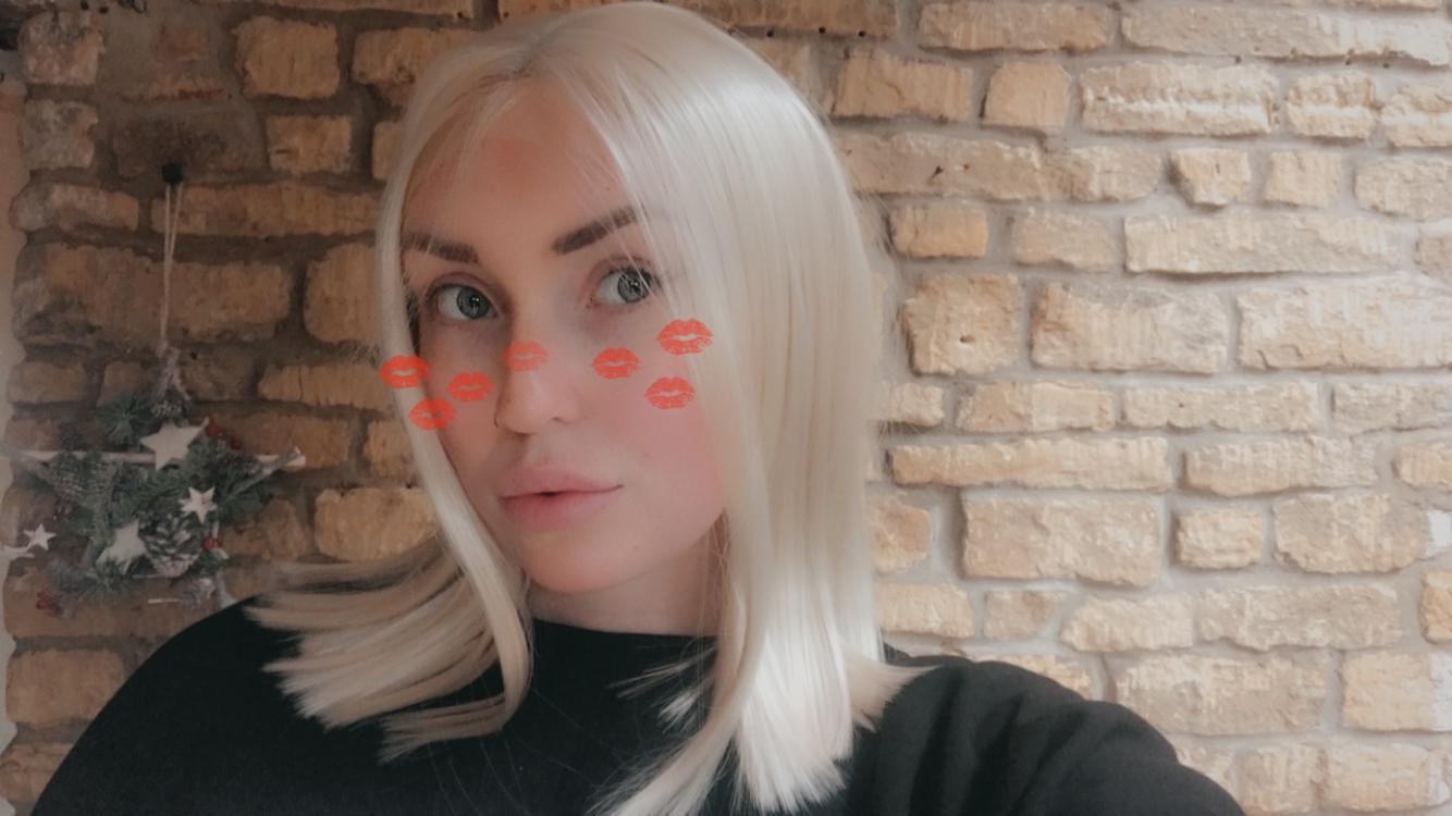 My appetite for weak men is insatiable | Scrolller